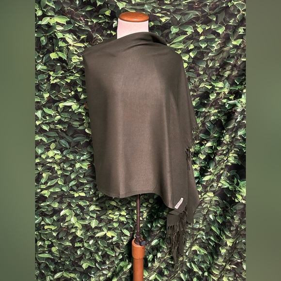 Sahra Hanim | Accessories | Turkish Scarf Shawl Green Fringe Womens 68 ...
